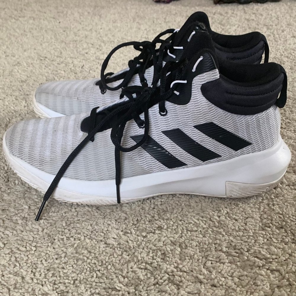 Adidas Men's Pro Elevate 2018 Basketball Size 9 Us - Gem